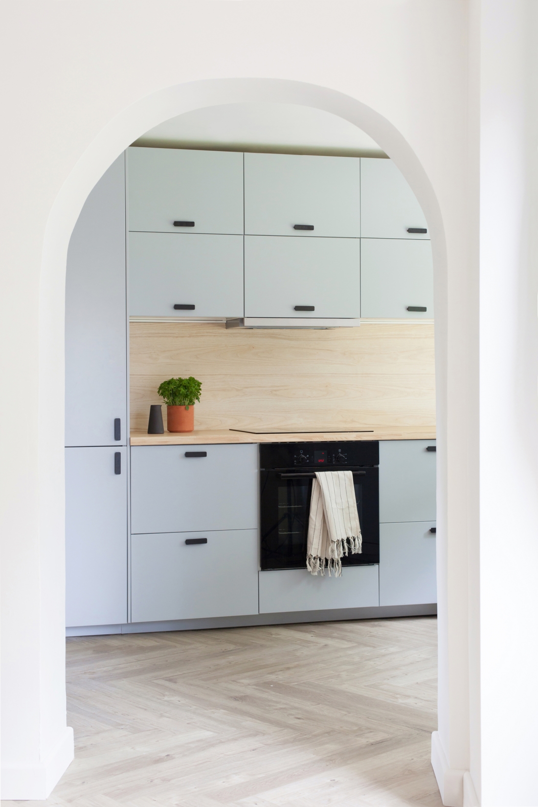 2LG Studio's fresh Scandi Industrial style design for a family home ...