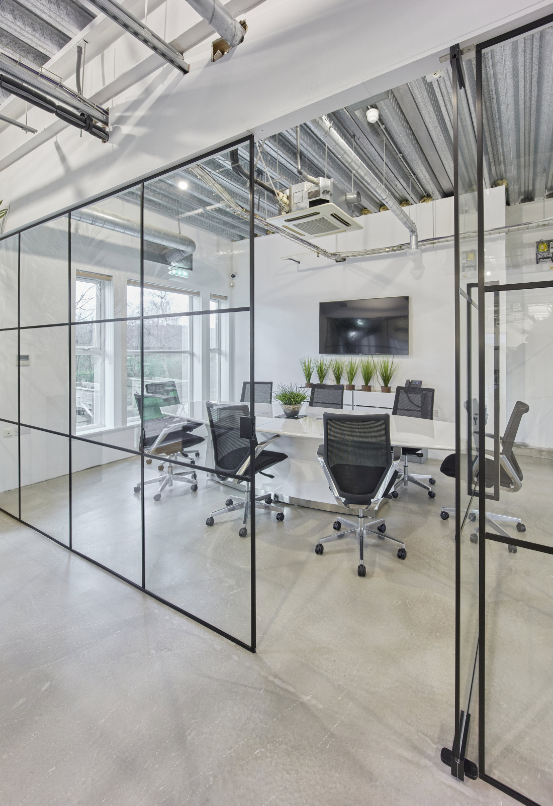 Glass + Mirror Technology delivers wellbeing-enhancing plant room plus ...