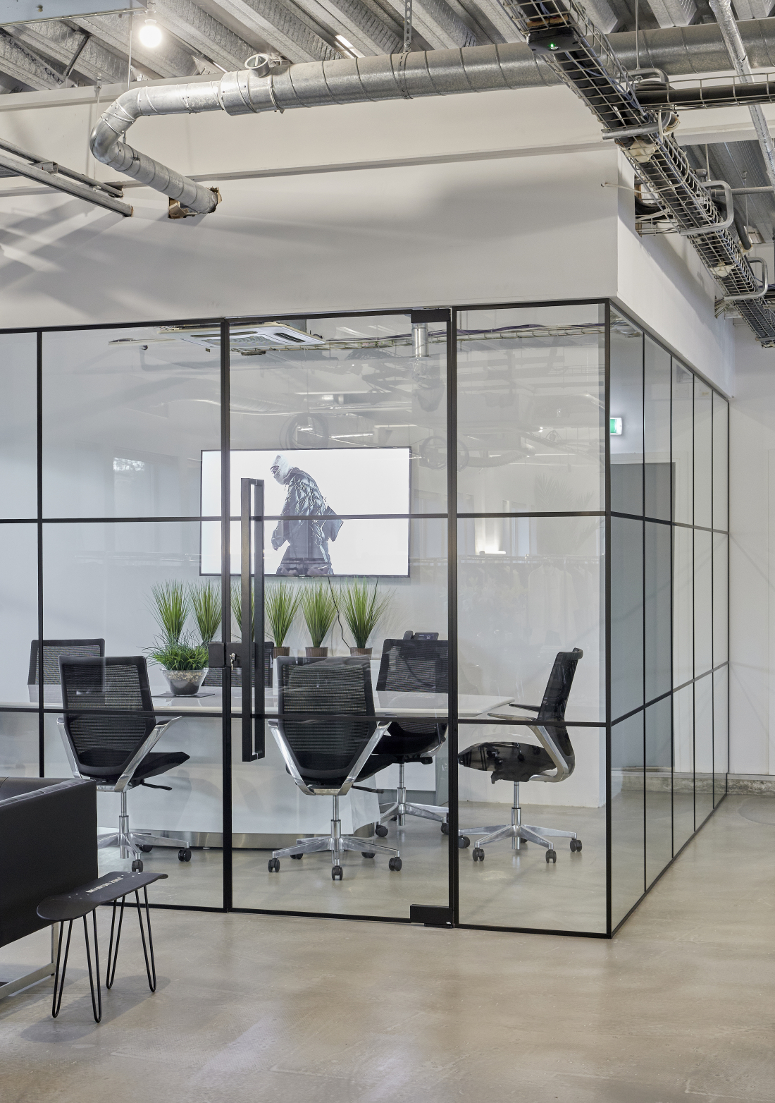 Glass + Mirror Technology delivers wellbeing-enhancing plant room plus ...