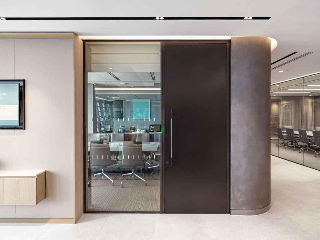 Radii creates stunning curved glazed screens for Baker Botts’ new ...