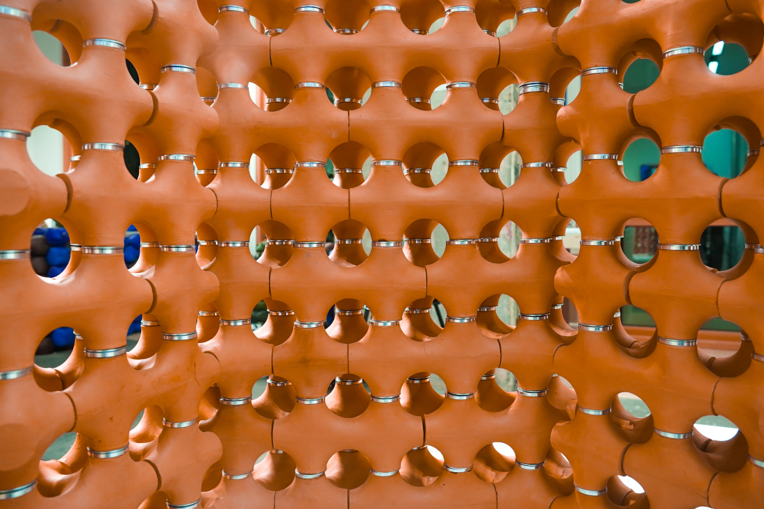 TerraCool harnesses the natural cooling properties of terracotta to ...